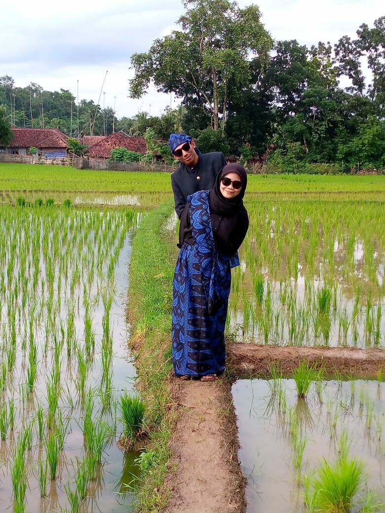 The Wedding Of Sri & Tri - Ringvitation